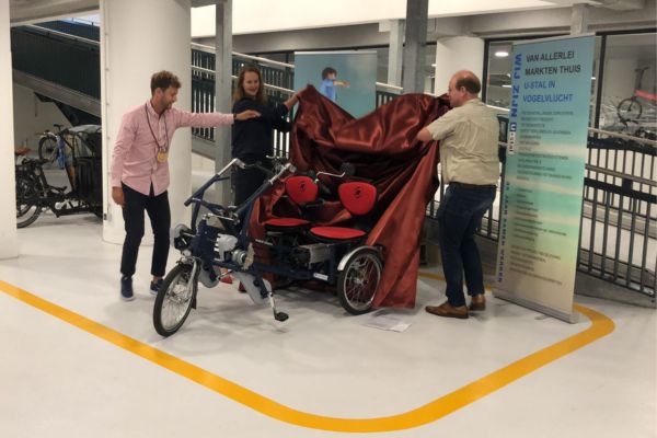 Fun2Go duo share-bike available at U-Stal in Utrecht | Van Raam